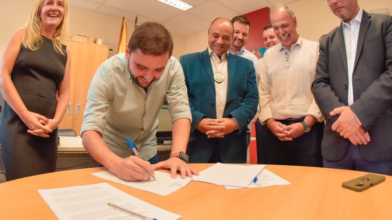 » Vice-governador assina autorização de edital para nova sede da ... » Vice-governador assina autorização de edital para nova sede da ...